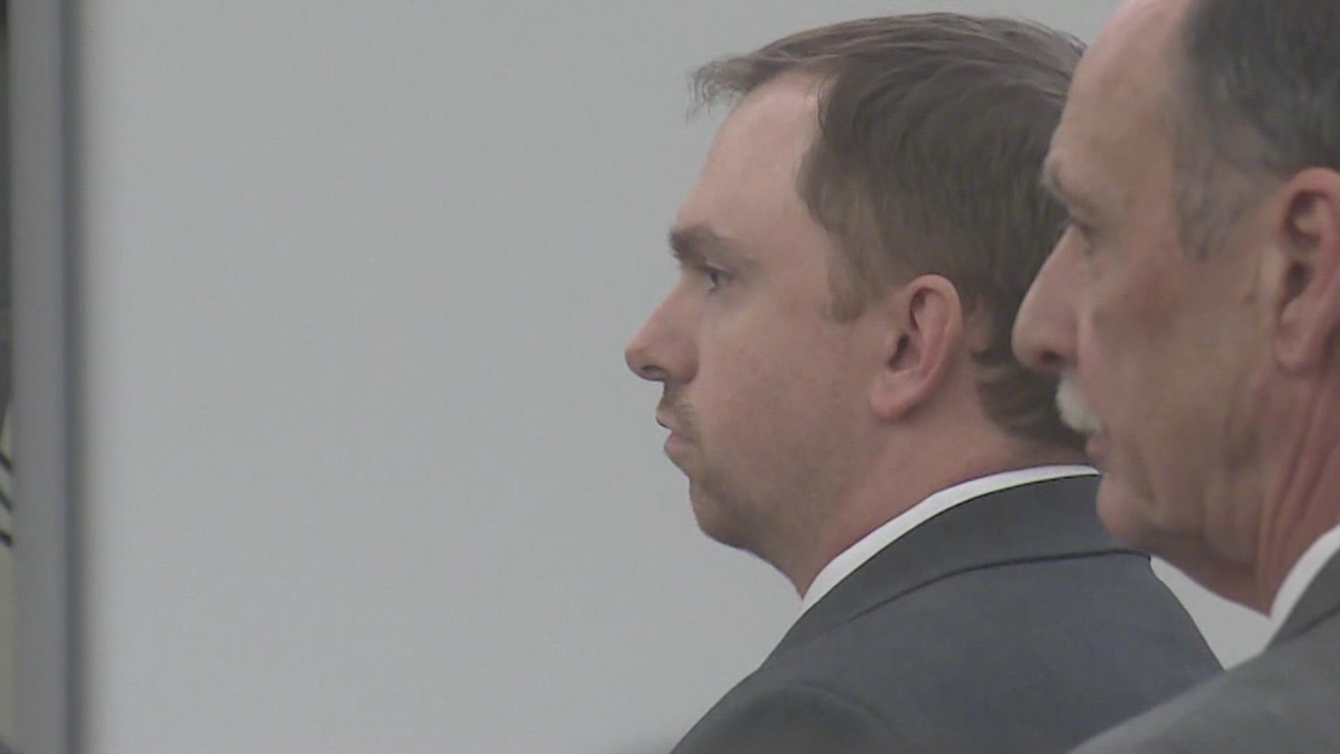 Family members of Atatiana Jefferson read victim impact statements ...