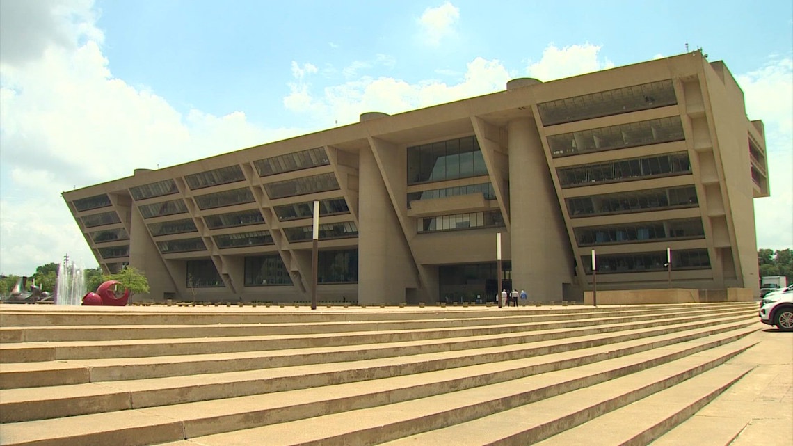 Dallas faces a $1 billion City Hall decision as Mavs and Stars head for ...