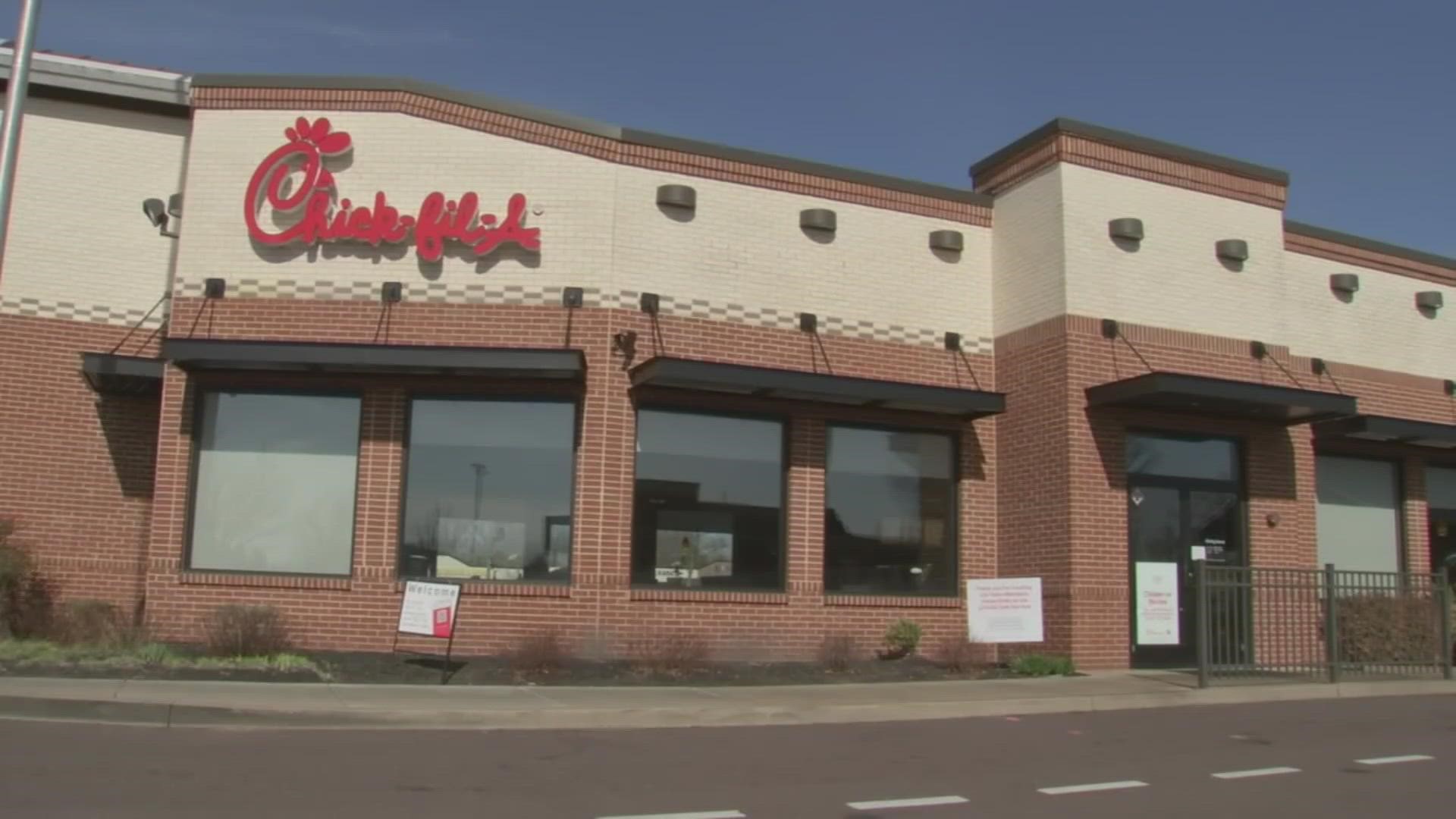 Chick-fil-A restaurant in Pennsylvania bans unsupervised kids | wfaa.com