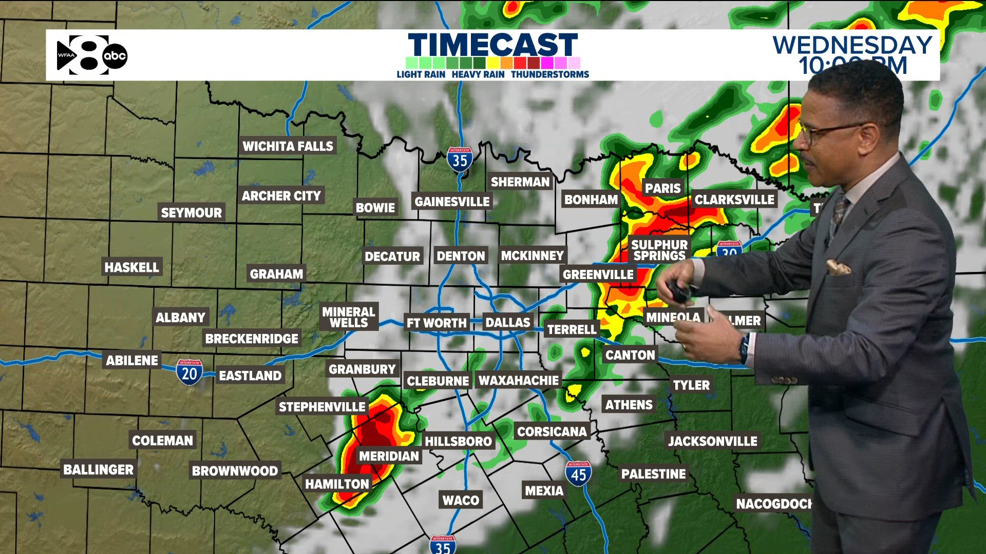 DFW Weather: Light showers today, warm temperatures this afternoon but ...