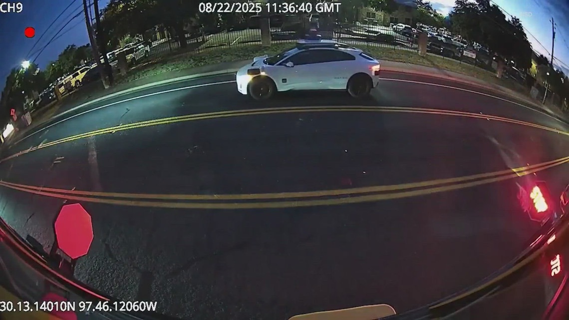 Austin ISD demands that Waymo fix safety issues | wfaa.com