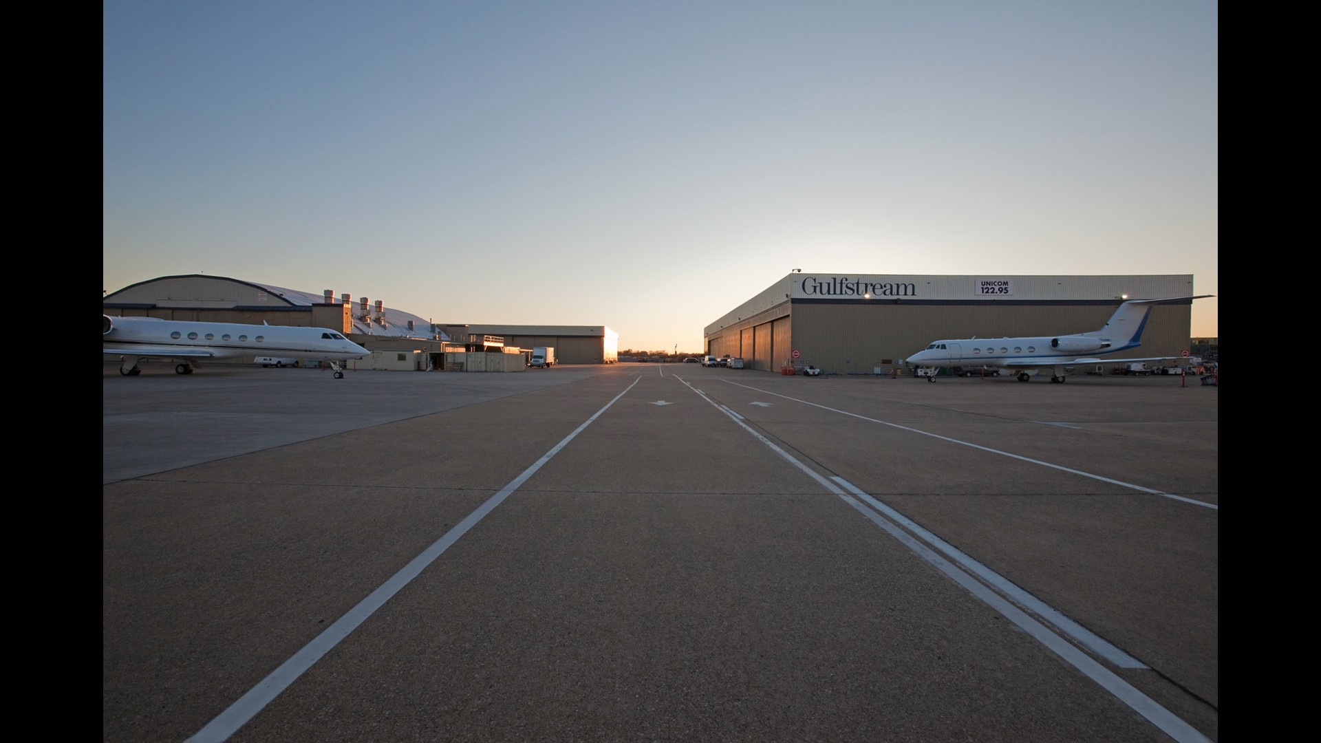 Why Gulfstream has a 600-employee facility in Dallas | wfaa.com