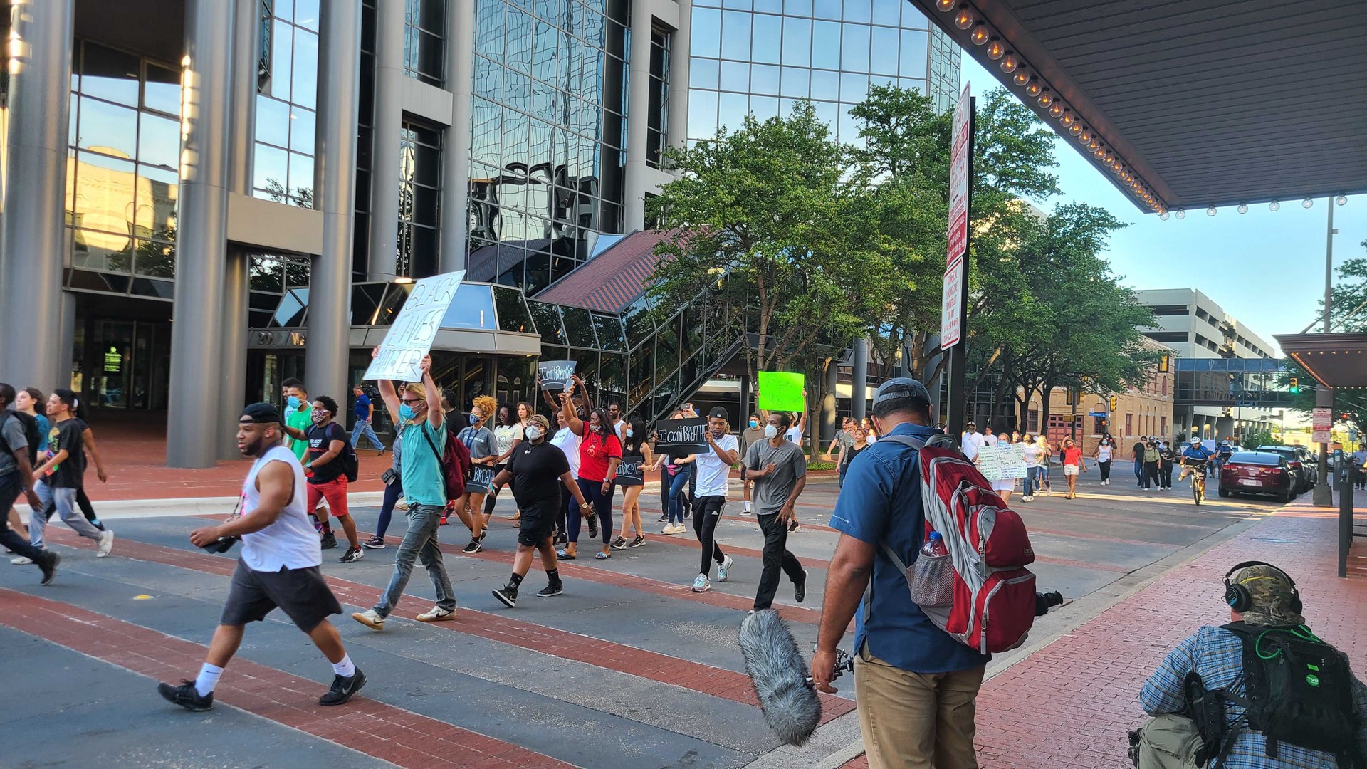 PHOTOS: Protesters gather in Fort Worth following George Floyd's death ...