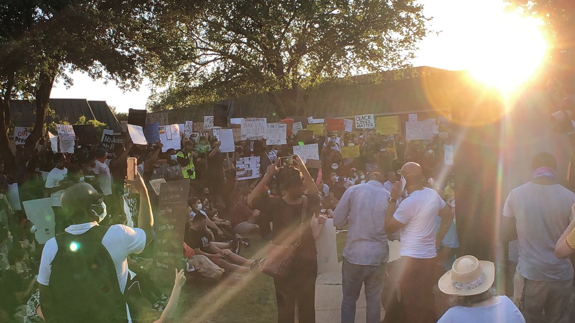 North Texas protests, Day 6: Young marchers take to the streets in Fort ...