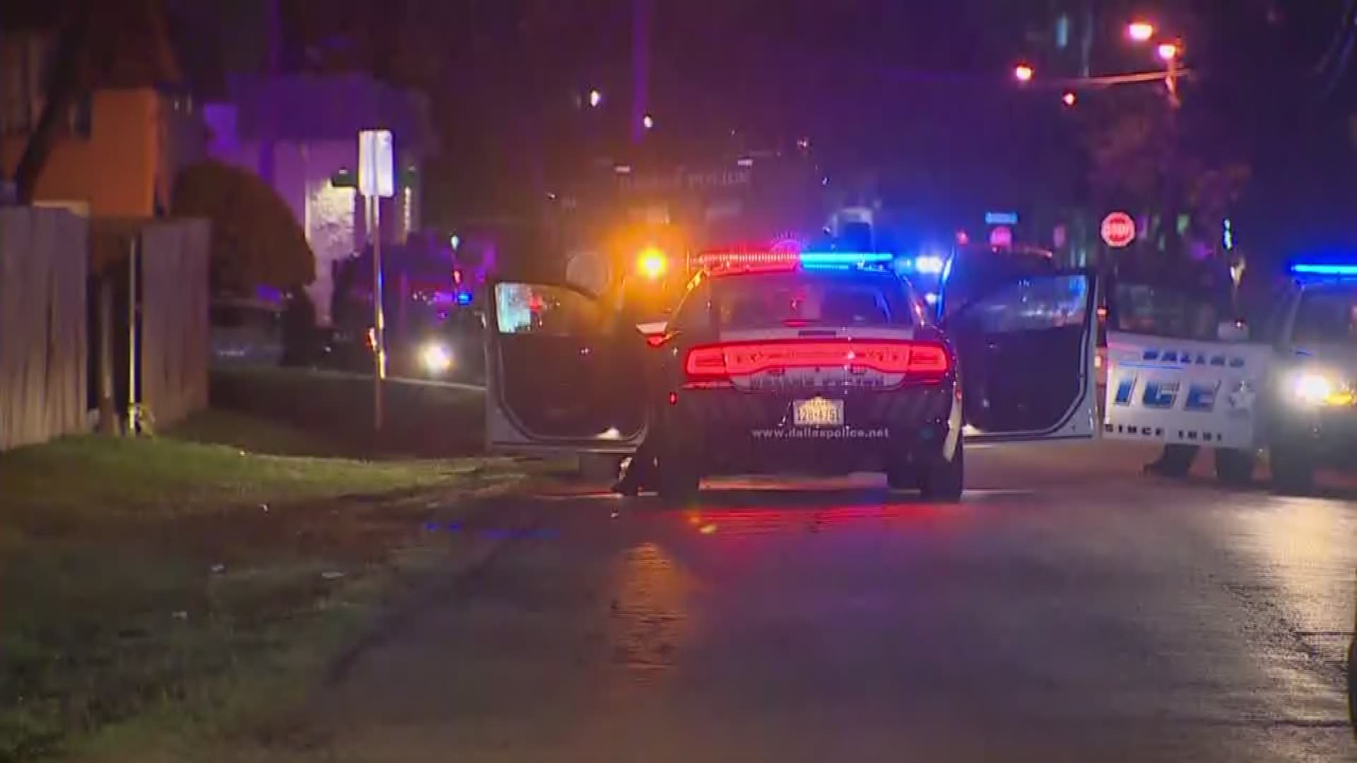 Dallas Police officers shoot suspect while serving narcotics warrant ...