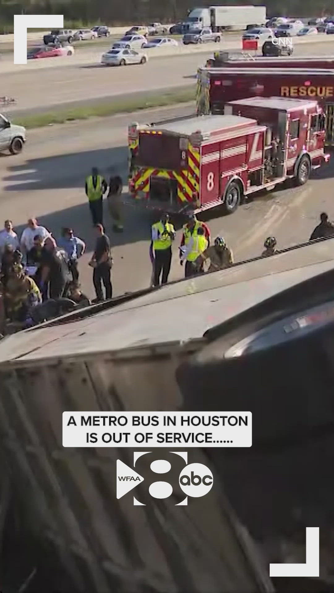 Metro Bus falls off Houston overpass | wfaa.com