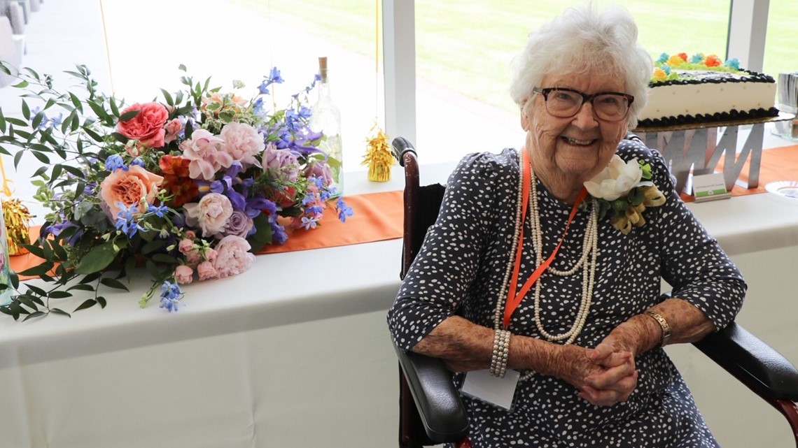 University of Texas at Dallas' oldest living alumna turns 100 | wfaa.com