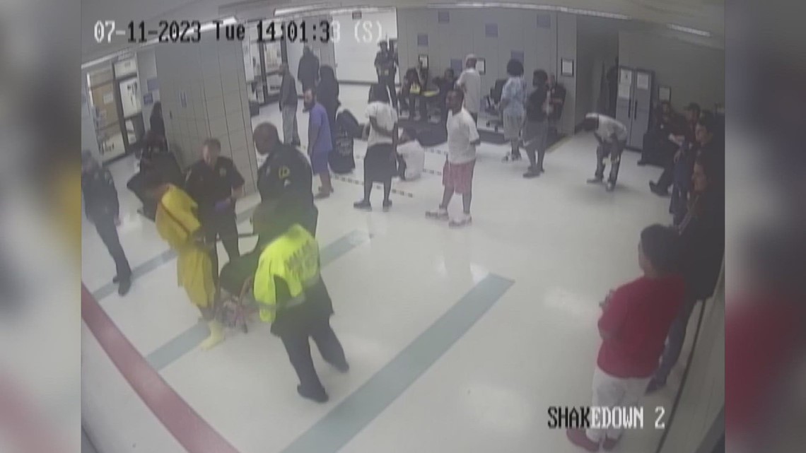 Suspect in kidnapping of 7-year-old placed in Dallas County Jail ...