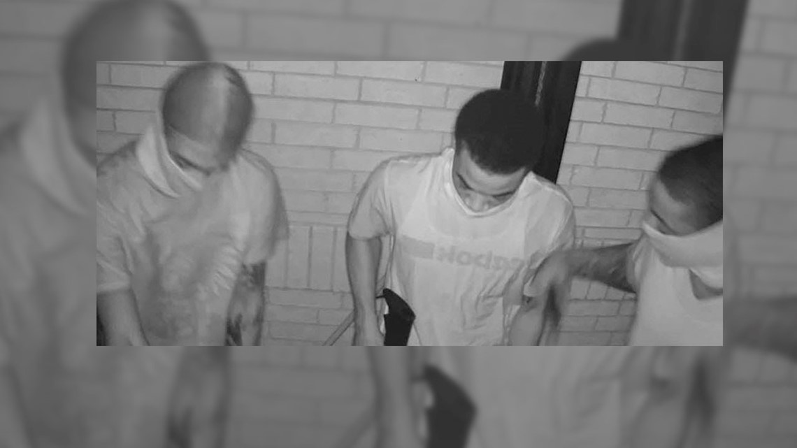 Dallas police ask for public's help to ID suspects in deadly home ...