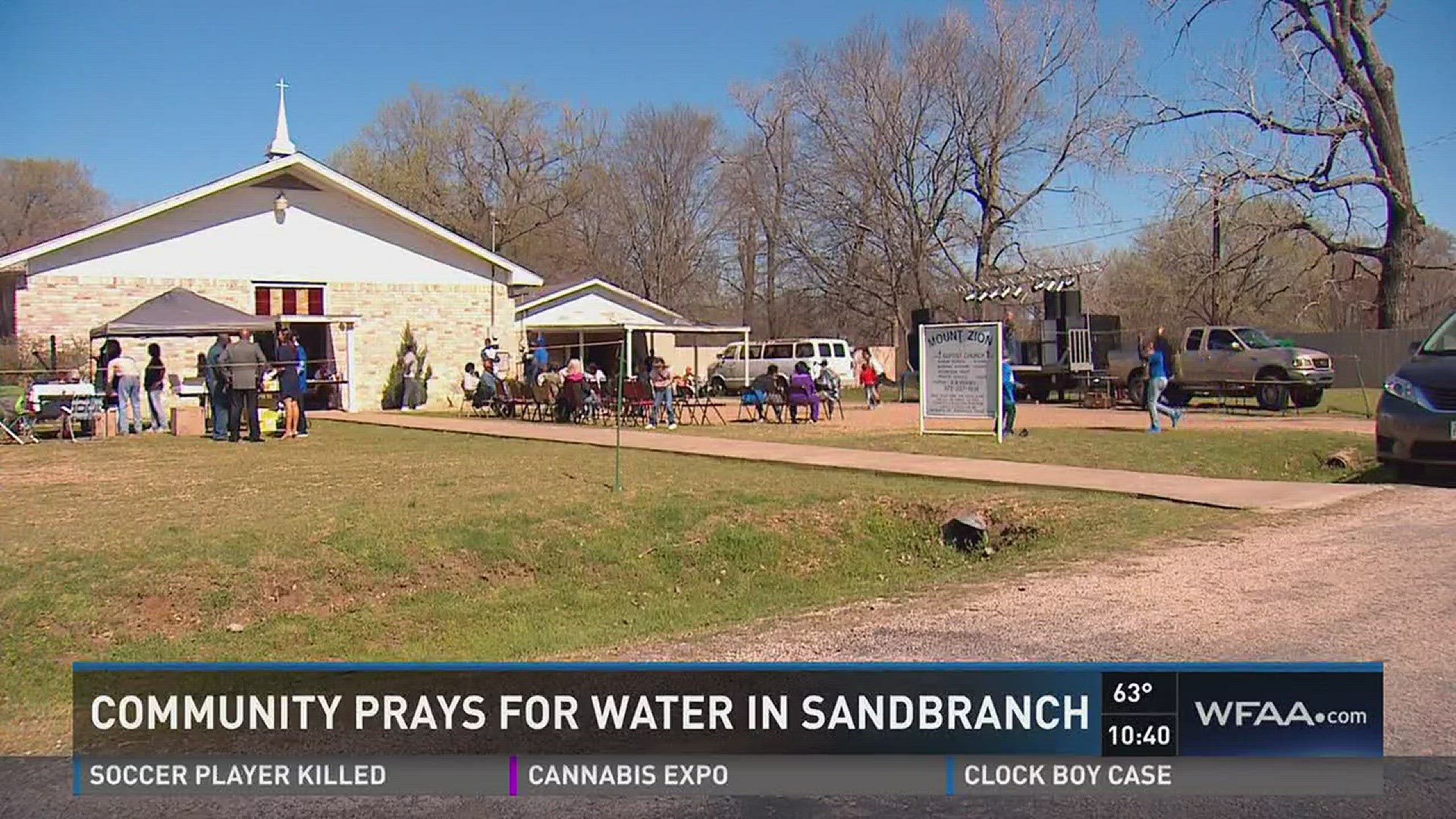 Sandbranch community holds prayer rally hoping for water | wfaa.com