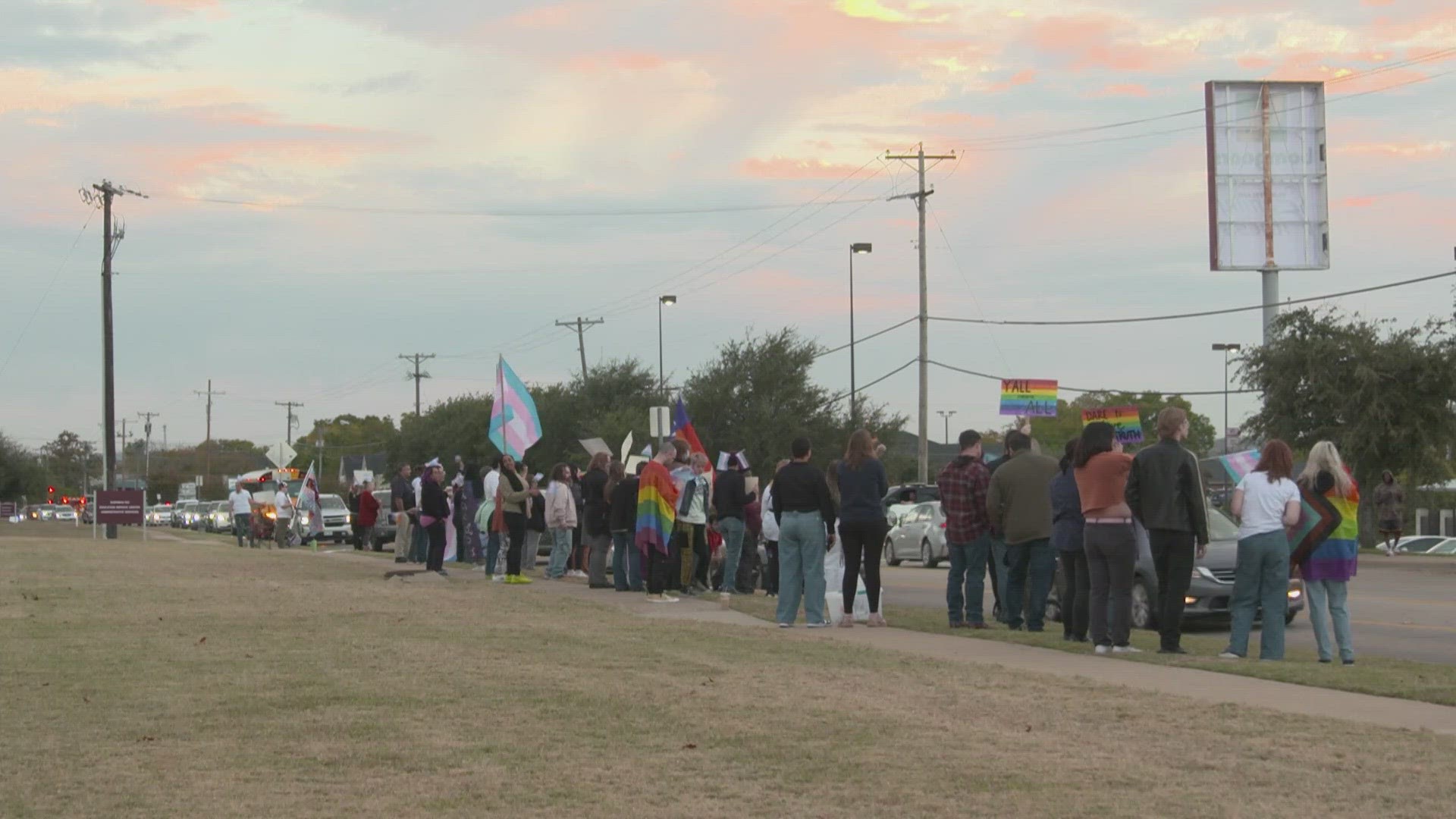 Parents pack Sherman ISD board meeting over debate regarding ...