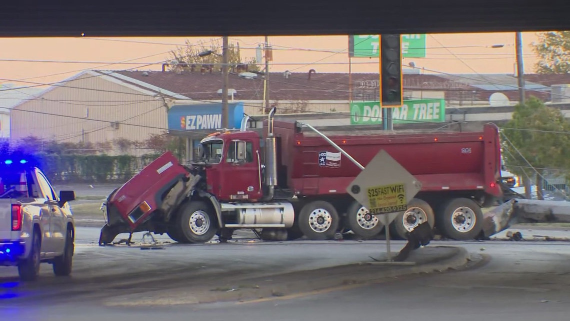 Dump truck crashes into transmission line, closing all lanes of US 175 ...
