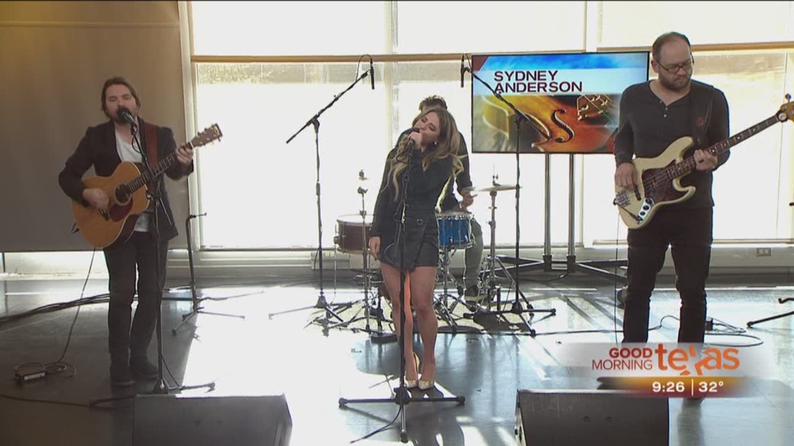 Sydney Anderson performs | wfaa.com