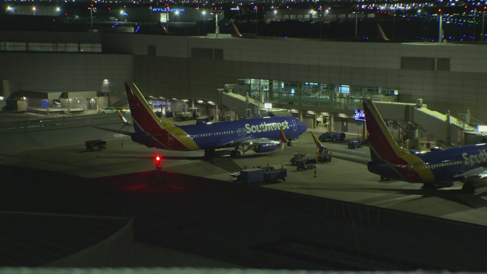 Bullet hits Southwest Airlines plane at Love Field in Dallas | wfaa.com