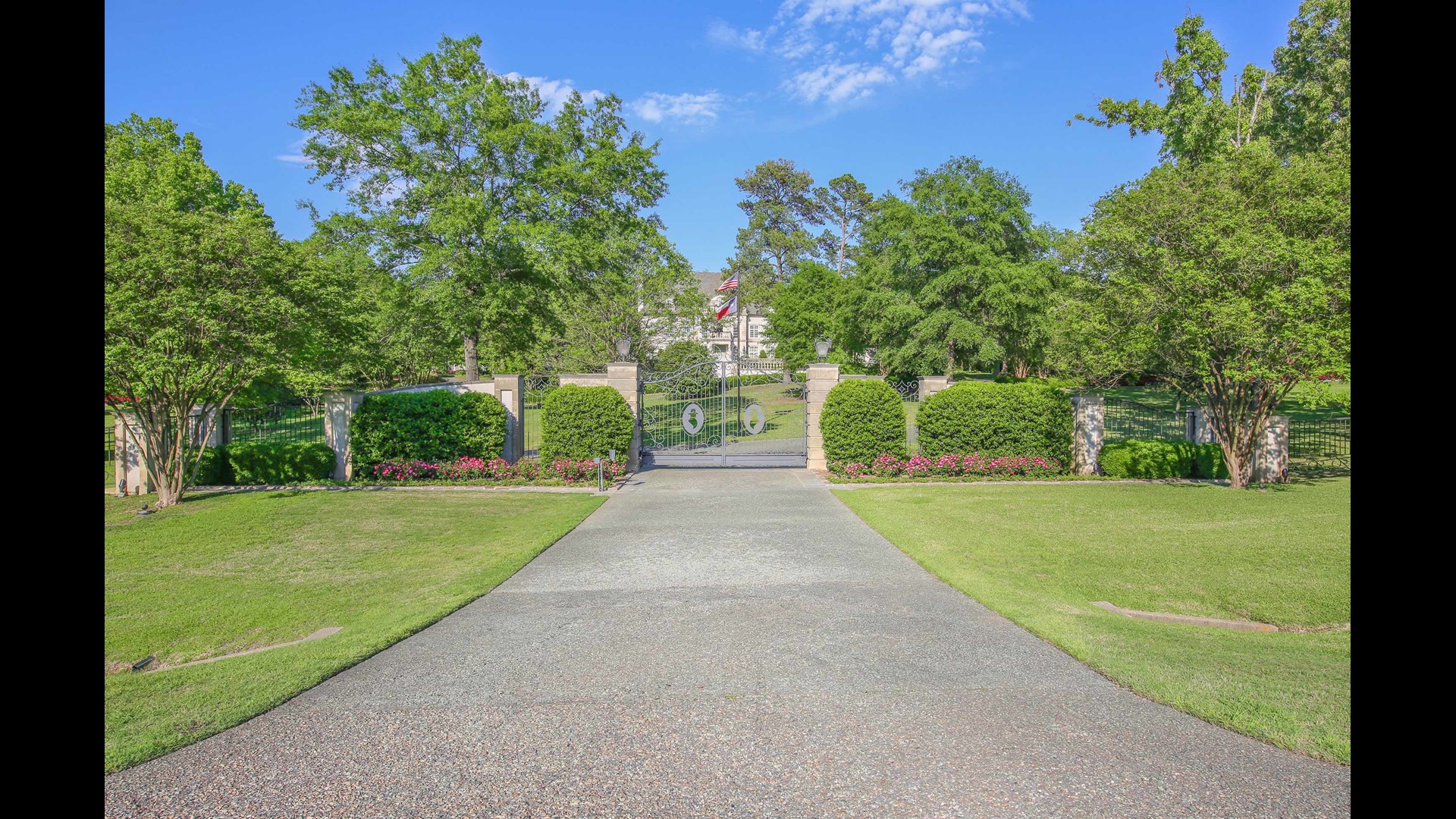 Pilgrim’s Pride founder’s 43-acre Texas estate headed to auction | wfaa.com