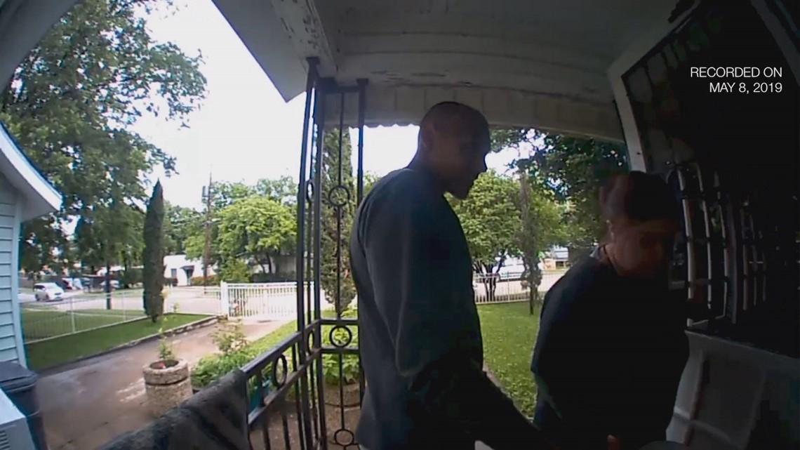 Dallas man, 95, pistol-whipped, robbed at his home. But a doorbell cam ...