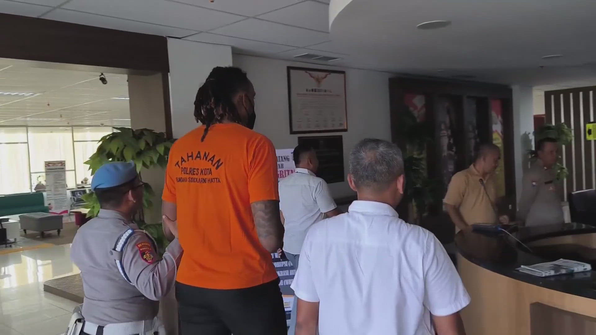 Texas basketball player arrested in Indonesia for alleged drug ...