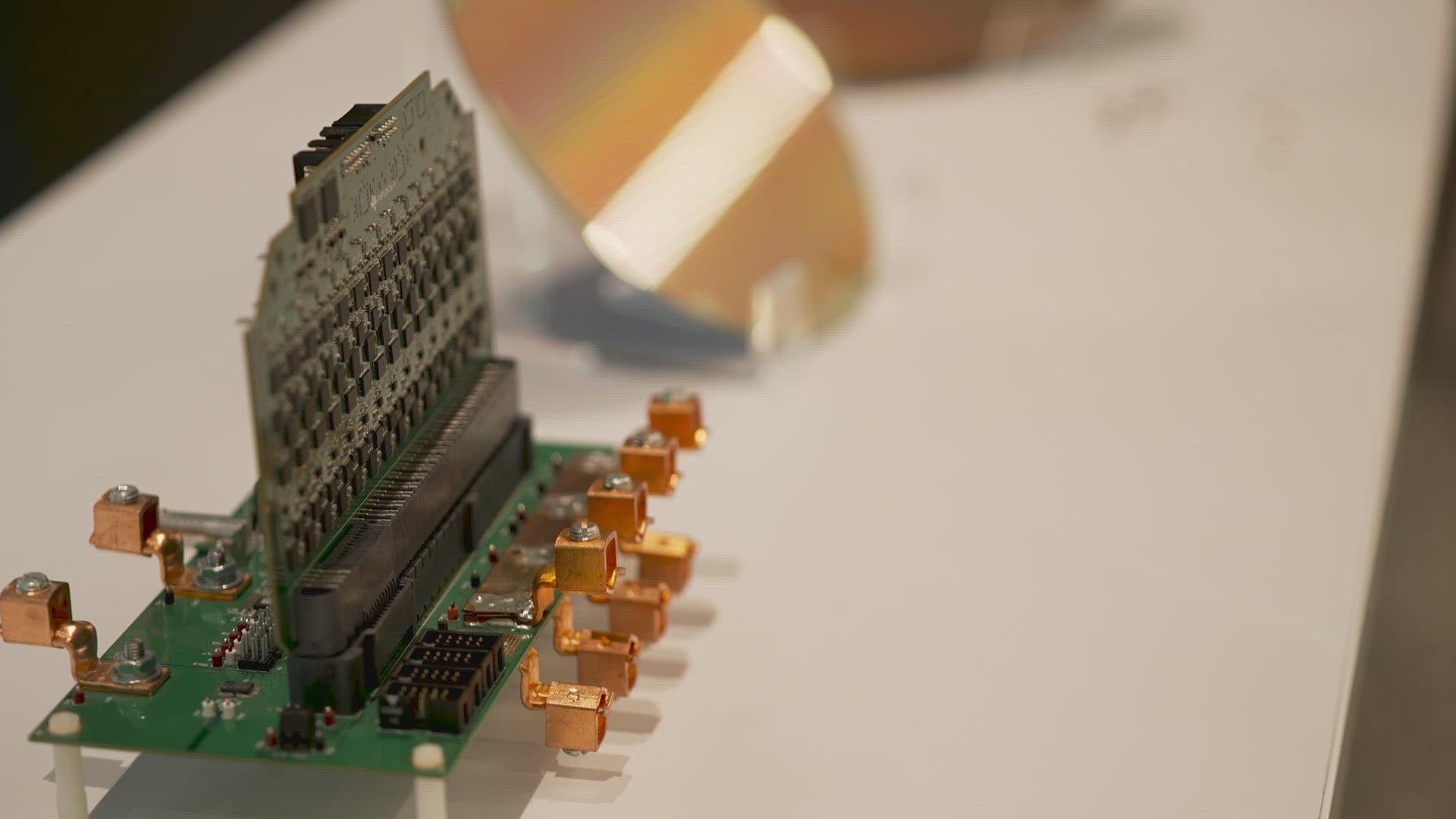 Ribbon cut on $40B semiconductor plant in North Texas | wfaa.com