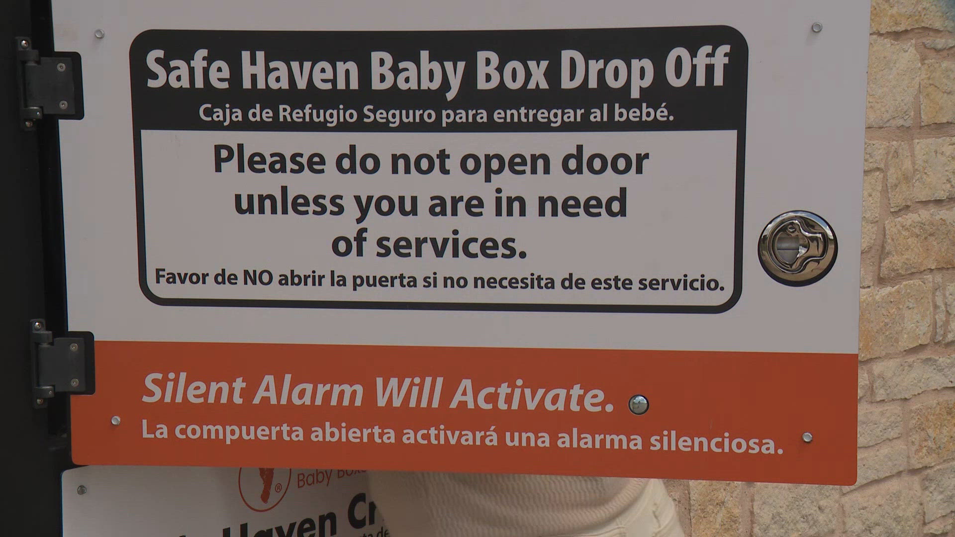 How a baby box saved a little newborn child - the emotional and ...