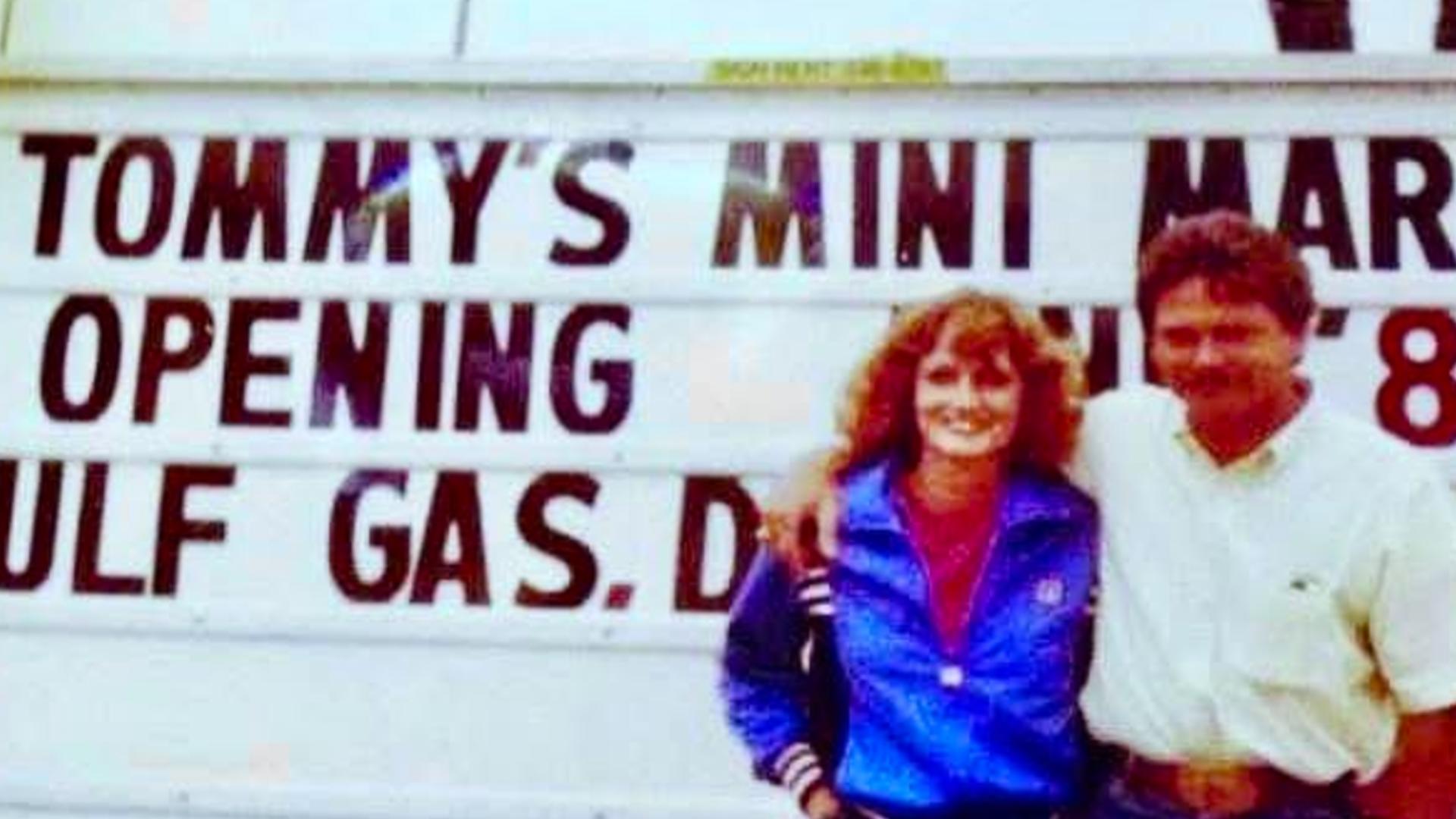Fort Worth: Founder of Tommy's Burger dies, family says | wfaa.com