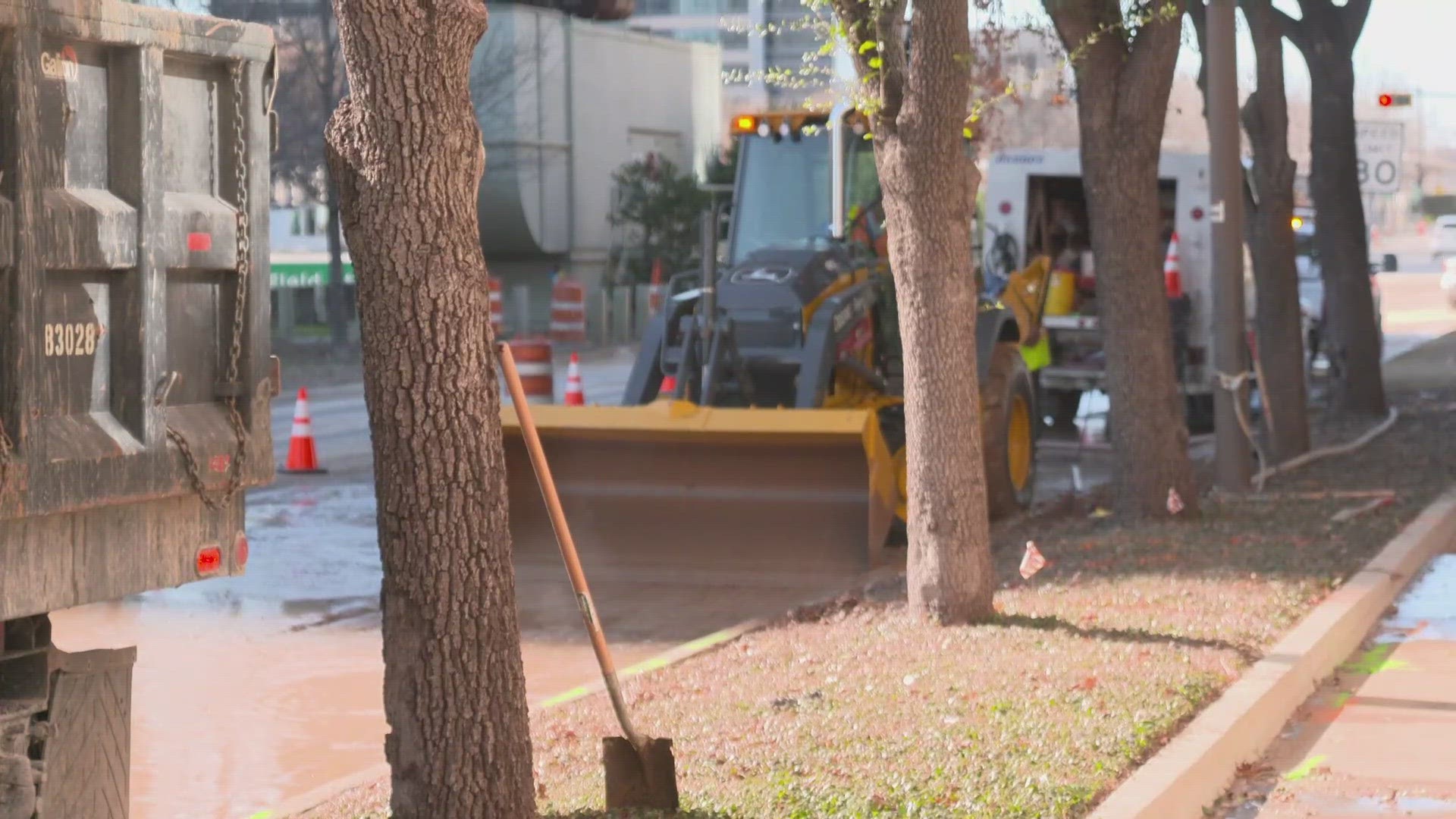 North Texas city crews faced with new problem in frigid weather: Water ...