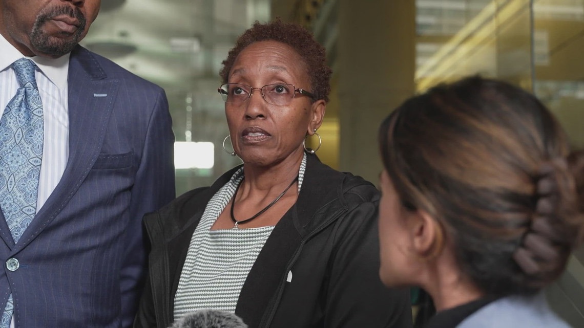 Mother reacts after video released in Tarrant Count in-custody death ...