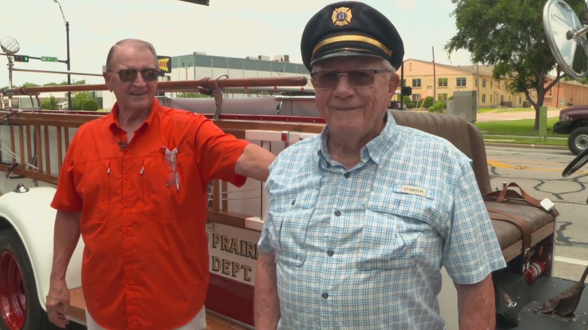 Bob Johnson celebrates 95th birthday at old fire station | wfaa.com