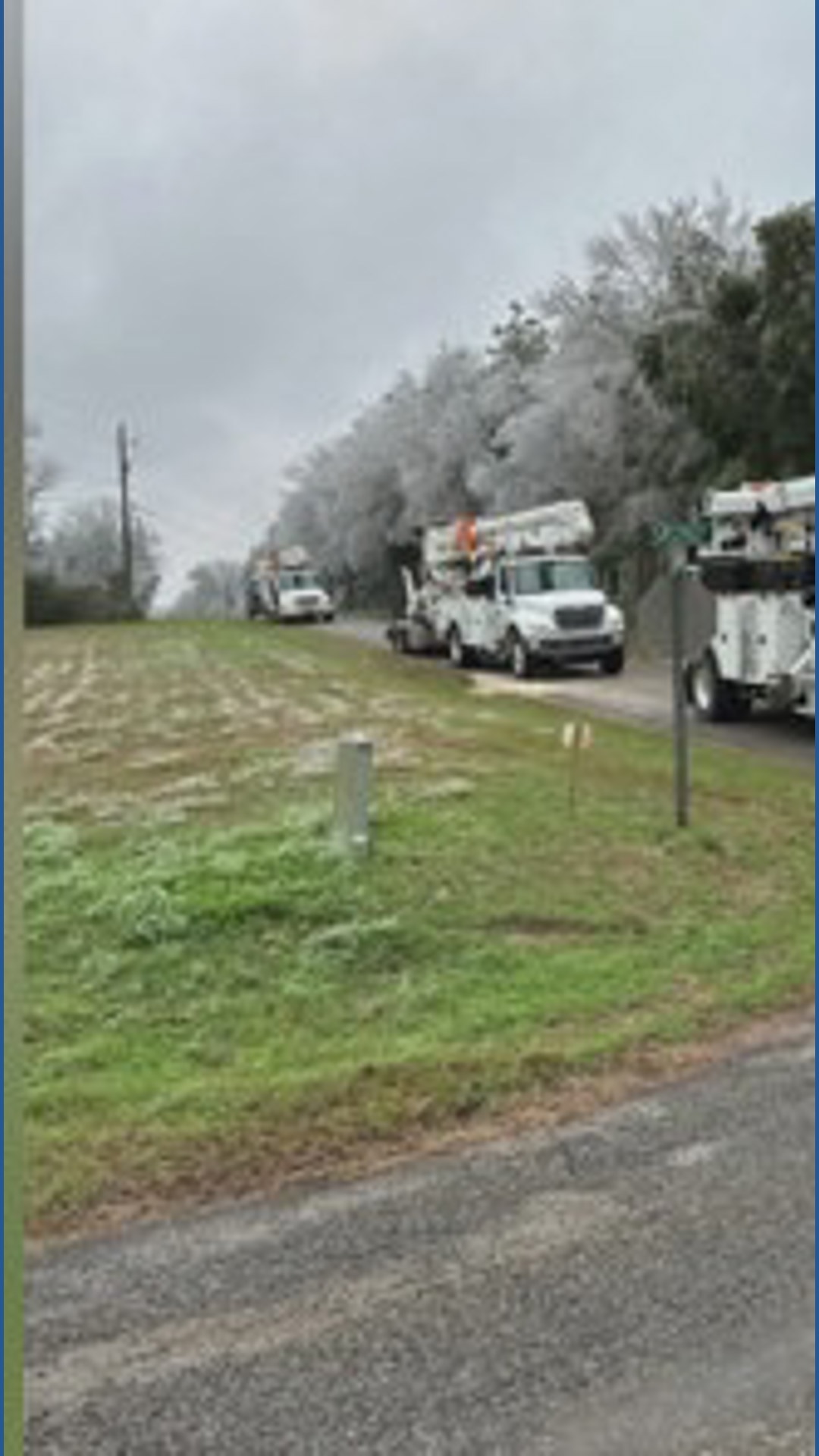 Oncor crews respond to damaged power lines, power outages across North ...
