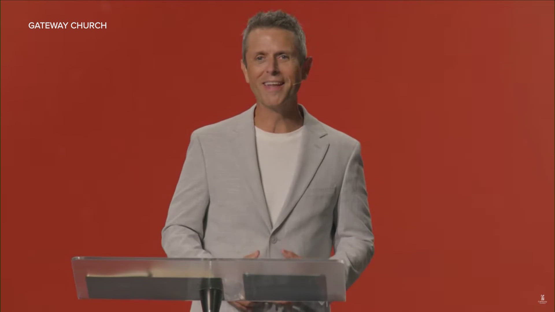 Gateway Church introduces new lead pastor, Daniel Floyd | wfaa.com