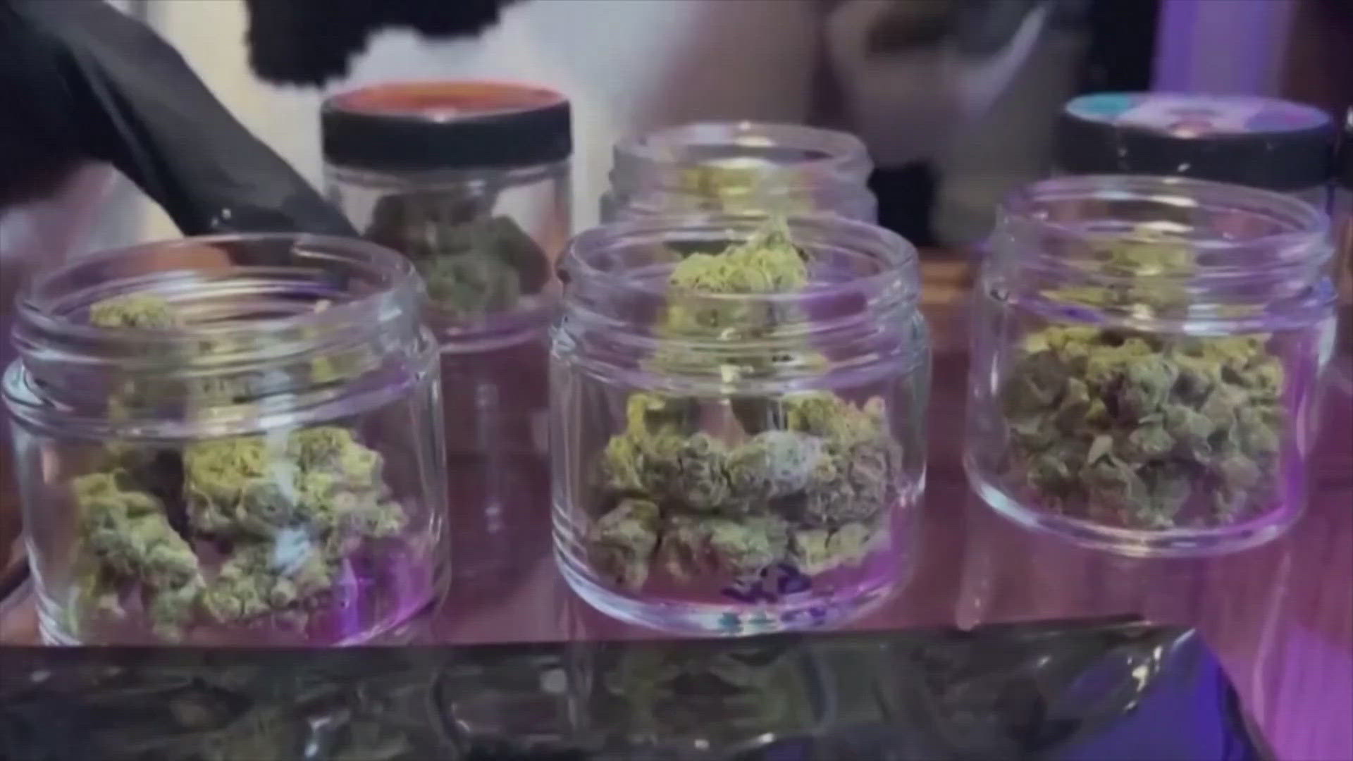 Trump expected to sign executive order reclassifying marijuana, easing ...