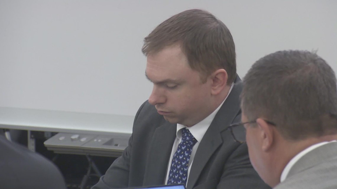Jury to begin deliberating on Aaron Dean sentencing Monday | wfaa.com