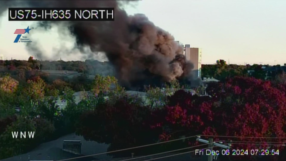 Dallas Fire Rescue battles storage facility fire | wfaa.com