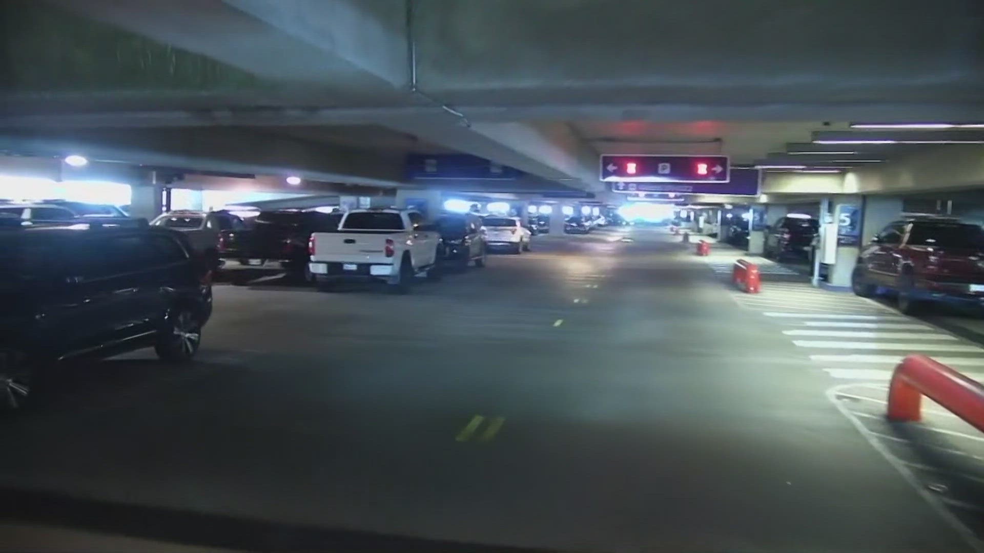 Thanksgiving 2023 travel: Tuesday midday check of DFW, Dallas Love ...