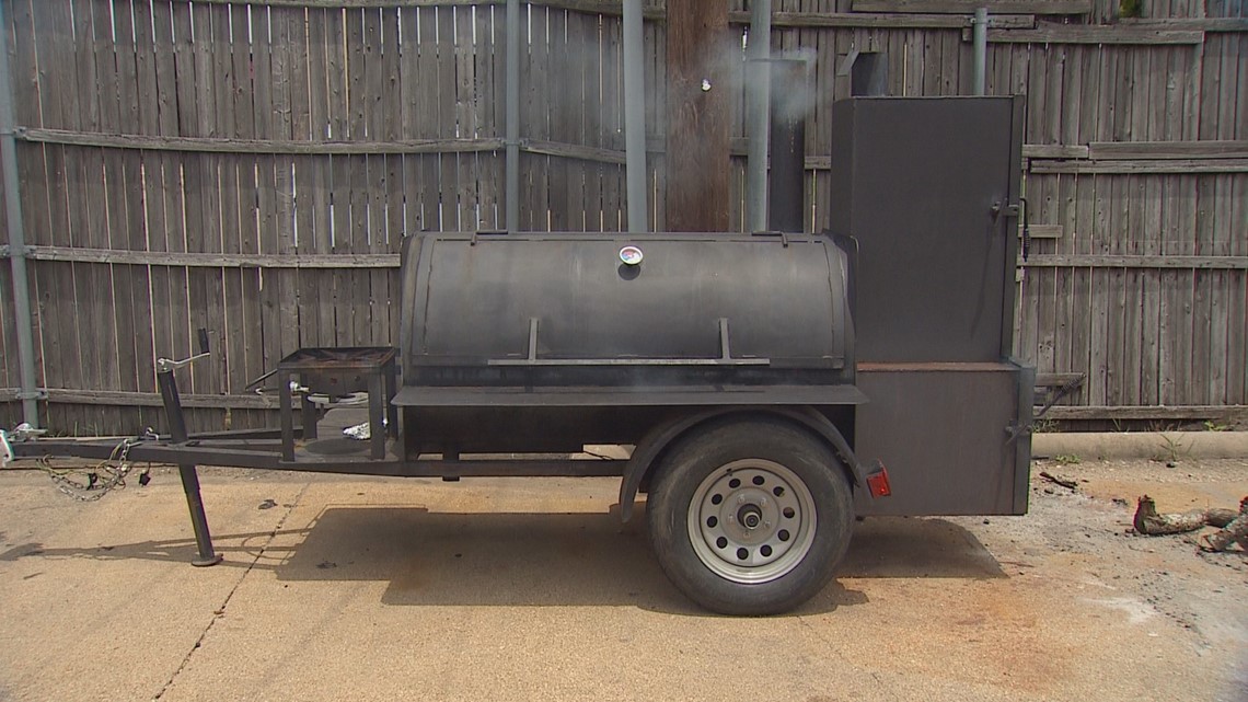 'It was like a piece of me was gone': Barbecue restaurant gets stolen ...