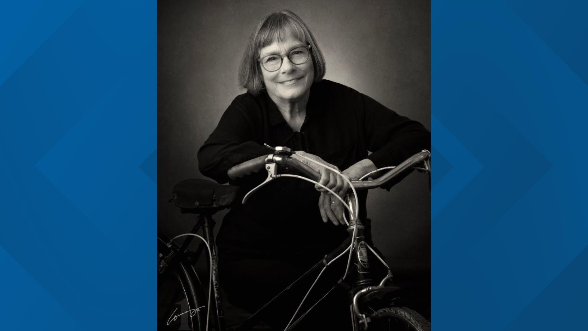 The ONE project sharing personal stories through photography | wfaa.com