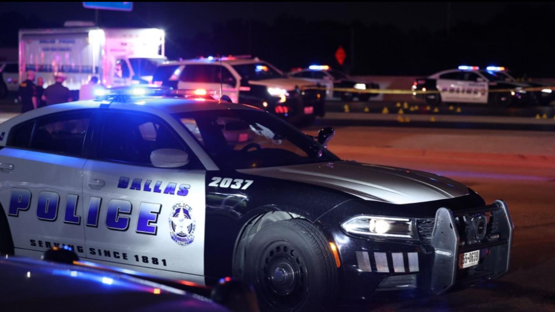 Dallas police shooting: One officer killed, two injured Thursday | wfaa.com