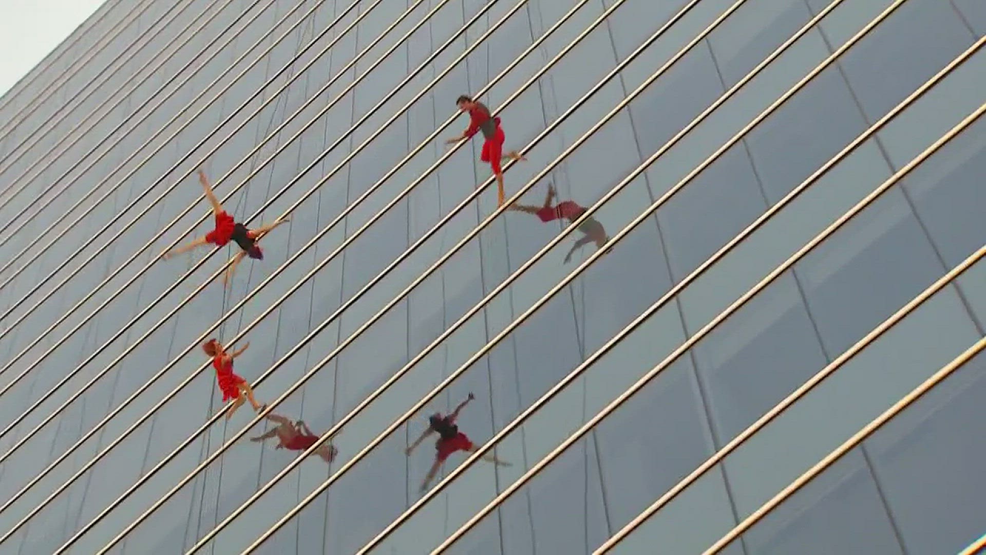 Aerial artists to soar over Dallas Arts District block party | wfaa.com