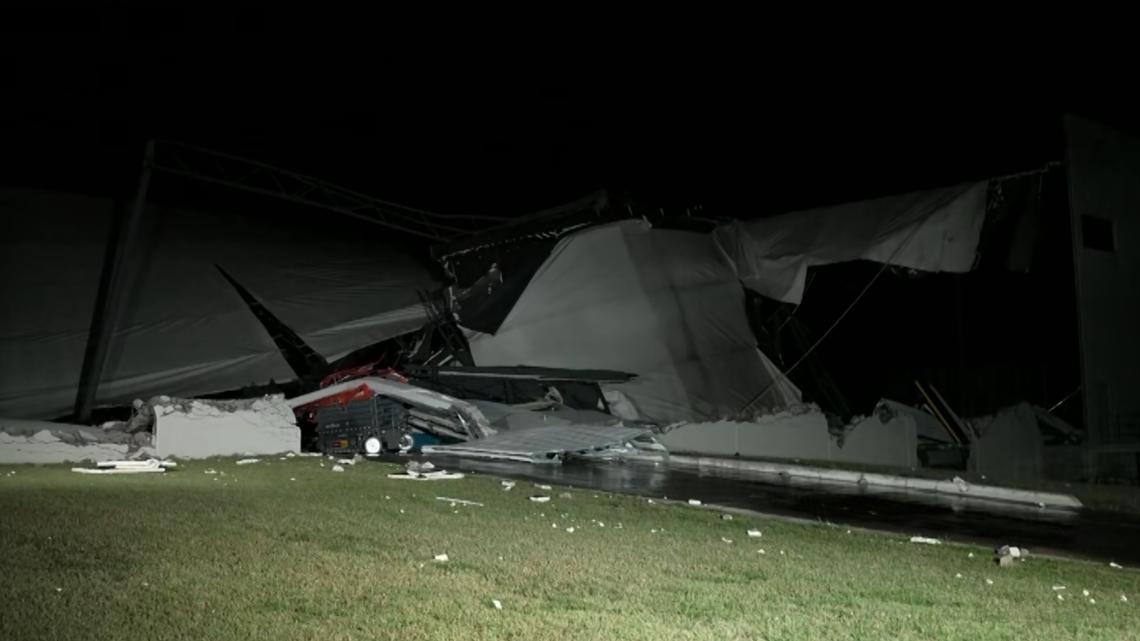 Two antisemitic flags hung from Rockwall ISD high school | wfaa.com