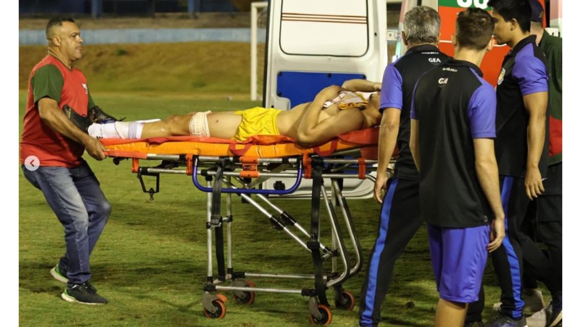 Brazil police shoot soccer player in leg, video shows | wfaa.com