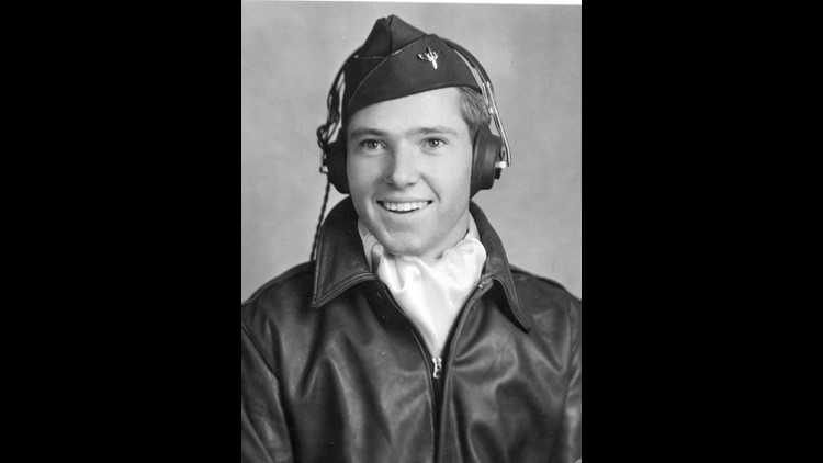 Pilot, 96, still in love with flying, serving his country | wfaa.com