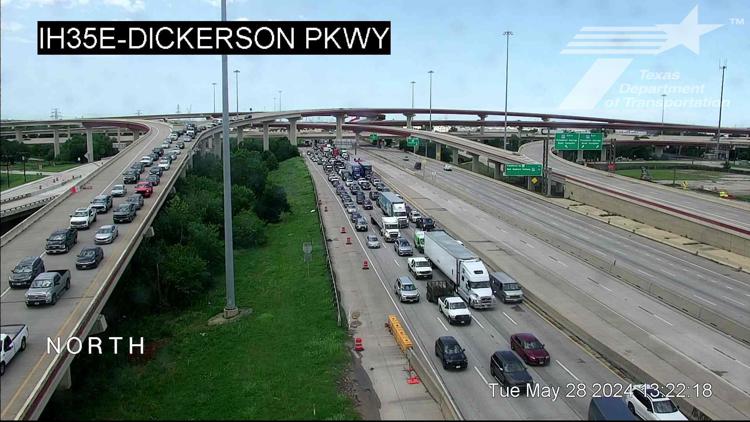 Clay pots spill across northbound traffic on IH-35E in Carrollton | wfaa.com