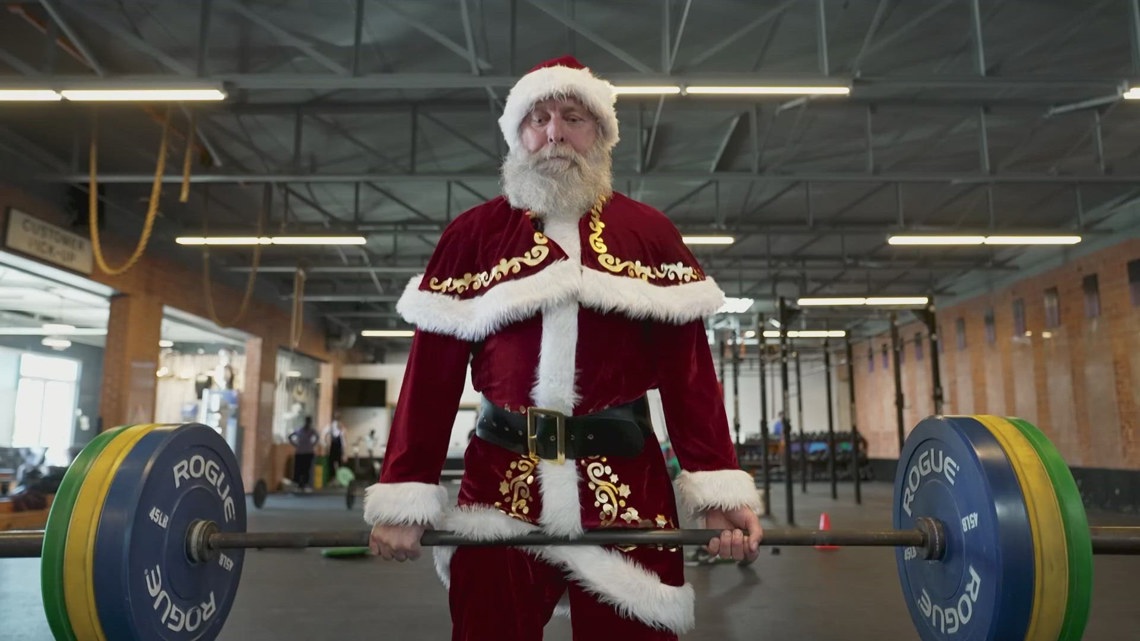Meet the Swole Santa asking Dallas kids what they want for Christmas ...