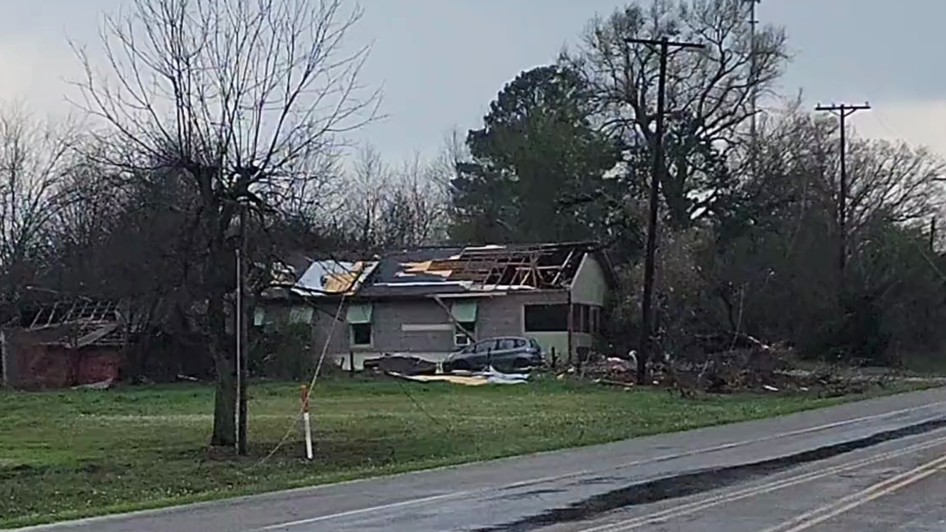 DFW storms: Damage reported in North Texas from severe weather | wfaa.com