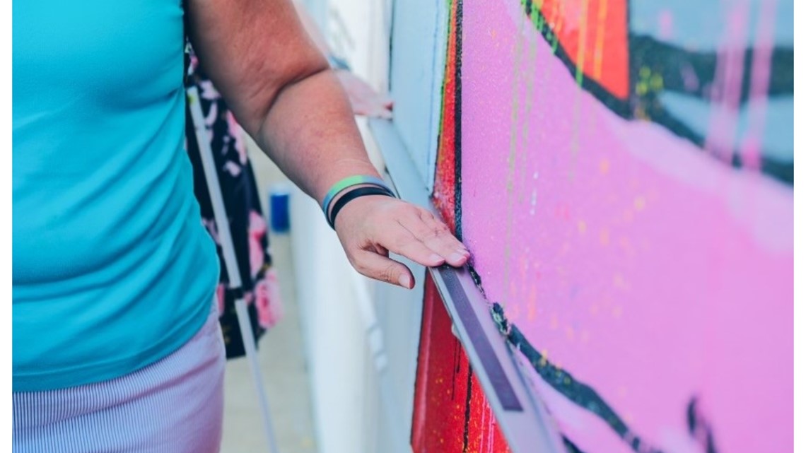 Fort Worth mural is first blind-accessible in area | wfaa.com