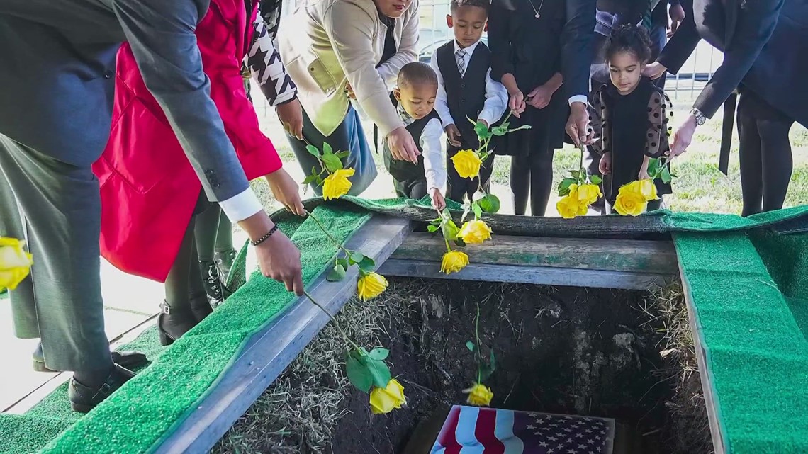 Congresswoman Eddie Bernice Johnson's life celebrated at burial in ...