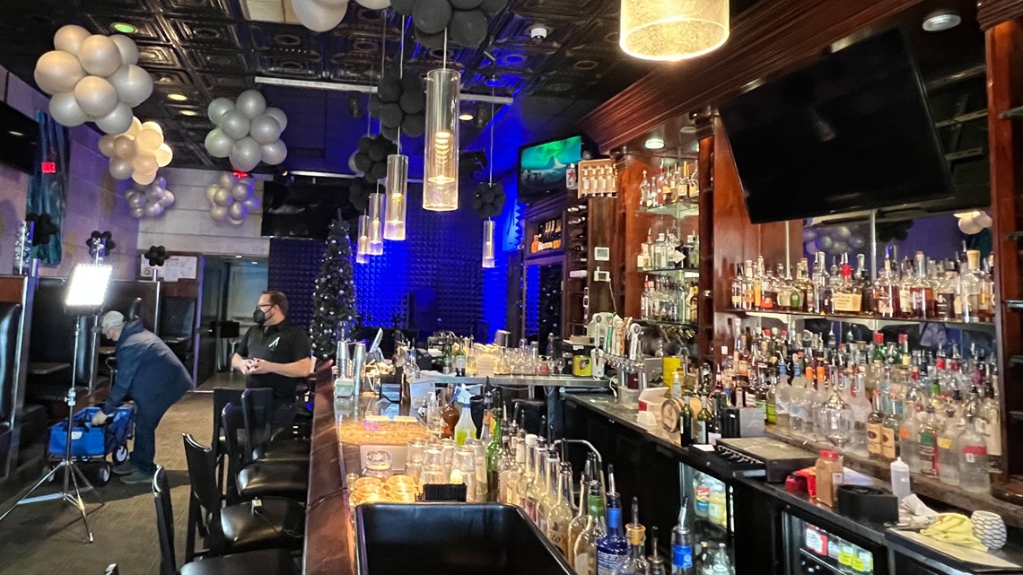 Dallas bar shuts down for the month of January due to COVID | wfaa.com