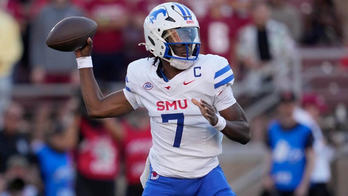 SMU's Kevin Jennings named semifinalist for Davey O'Brien Award | wfaa.com