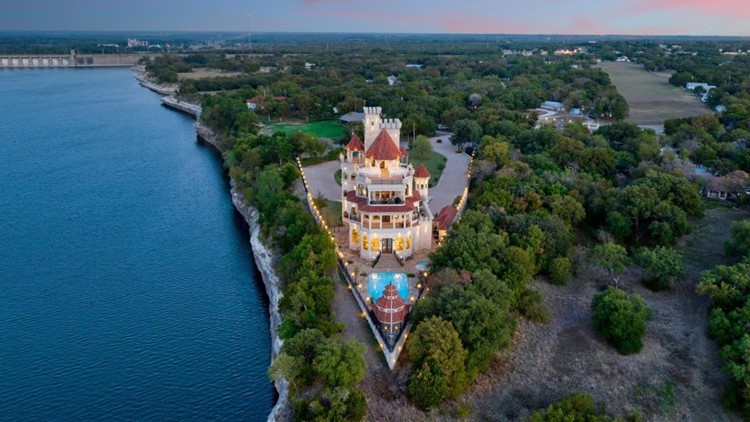 Texas castle for sale on Lake Whitney | wfaa.com