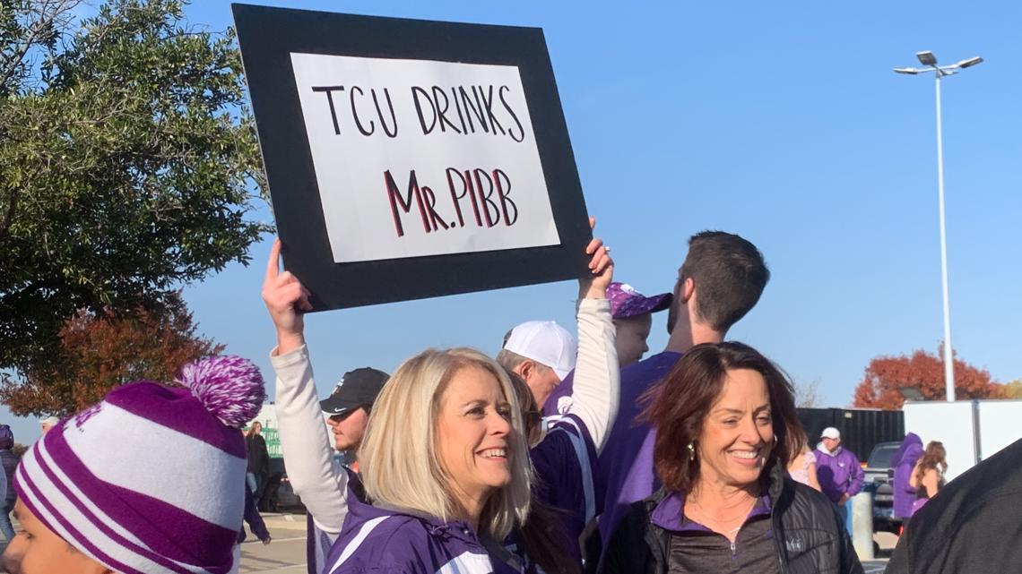 PHOTOS: Here are some of our favorite TCU signs at the College GameDay ...