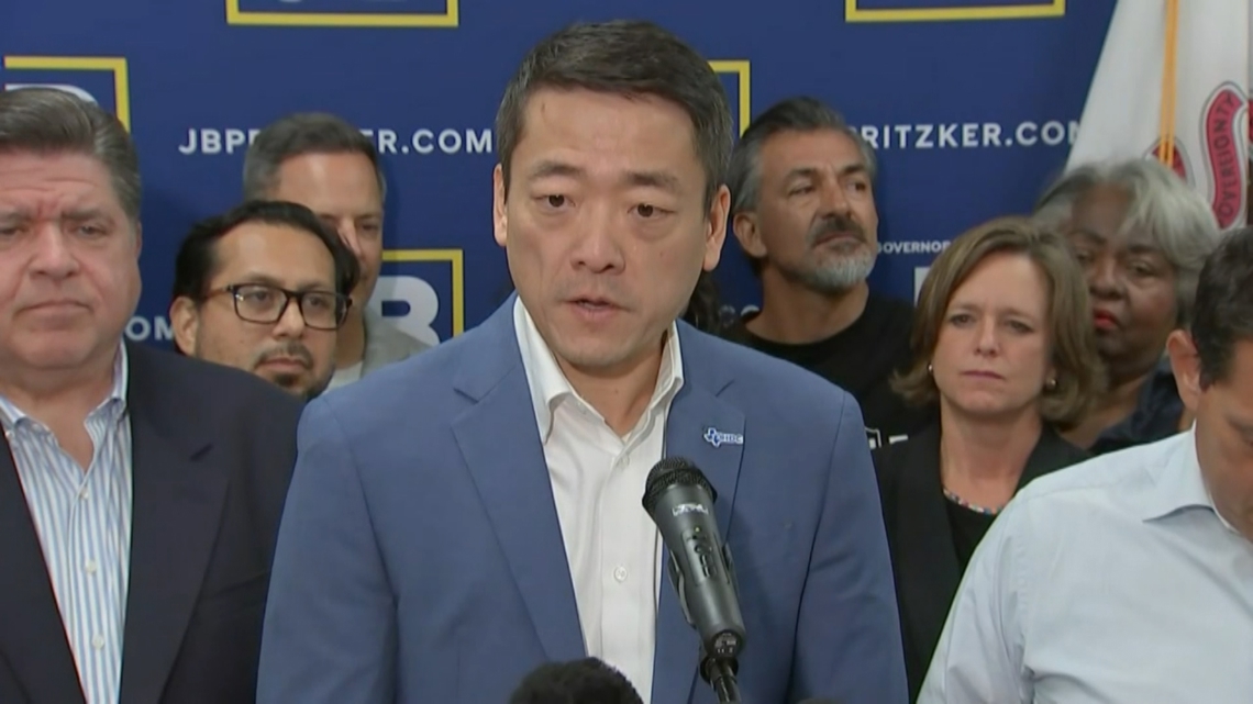 Texas House Democrats hold press conference after leaving the state ...